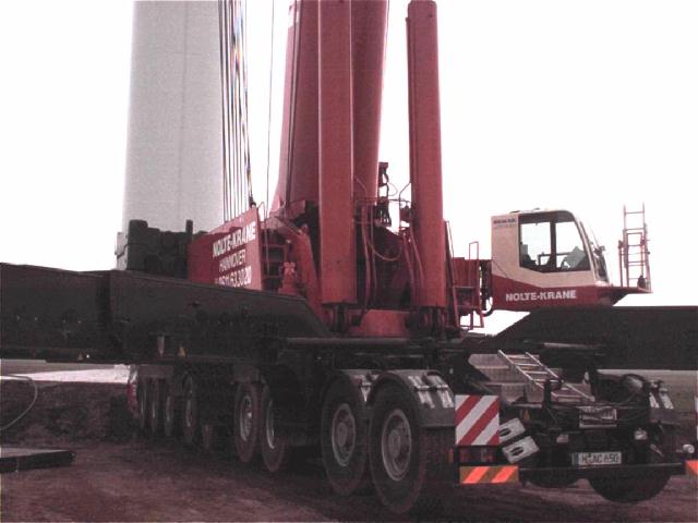 Demag AC 650 von Nolte beim Windkraftanlagen Aufbau in Schafflund